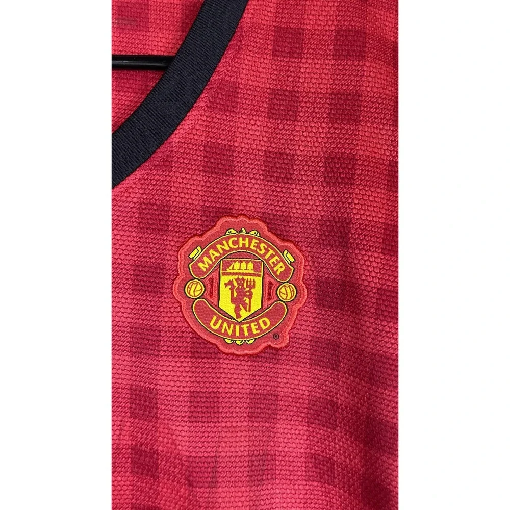 Nike | Tops | Manchester United Jersey Womens Small Red Premier League ...